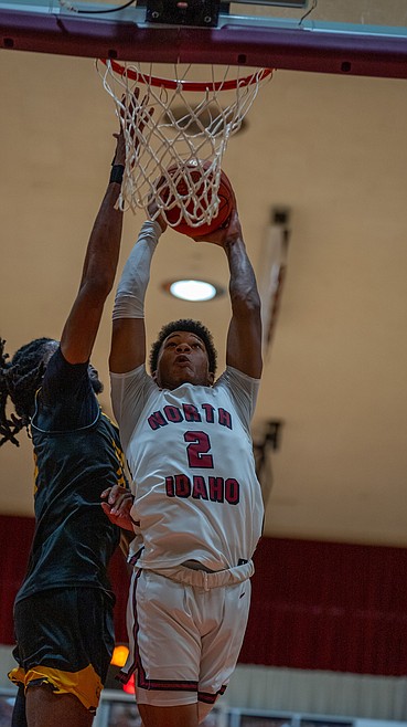NIC BASKETBALL: Welcome back ... Cardinal men snap rival CSI's 26-game ...