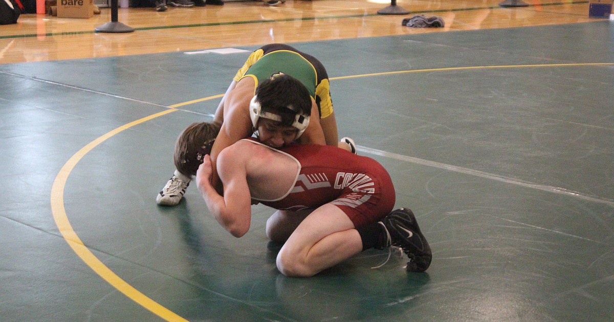 Three Quincy wrestlers advance to state | Columbia Basin Herald