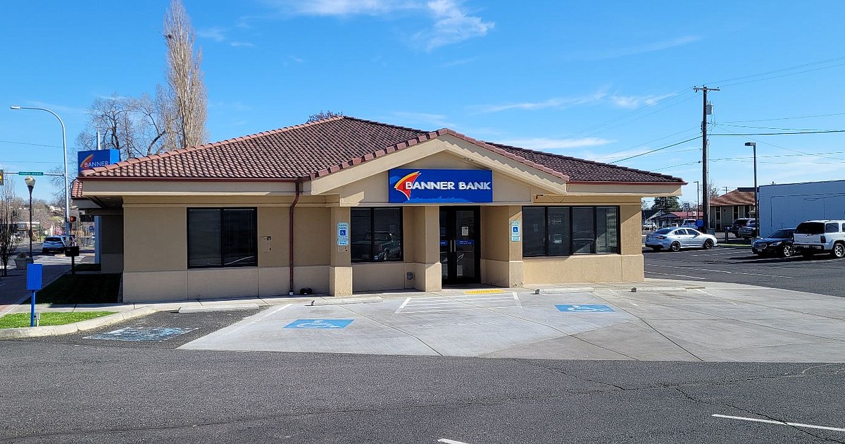 Roellich recognized as Banner Bank’s Best | Columbia Basin Herald