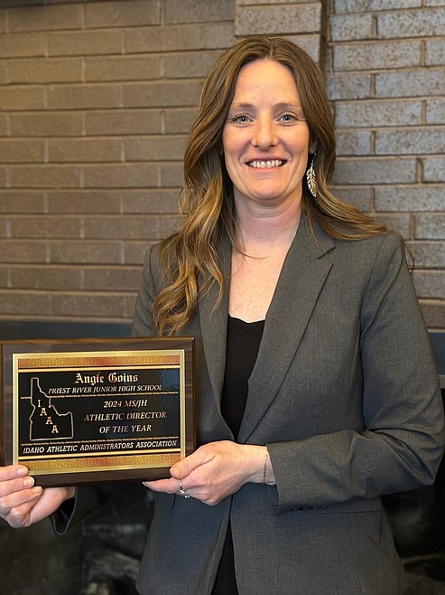 Goins named Middle School Athletic Director of the Year | Bonner County Daily Bee