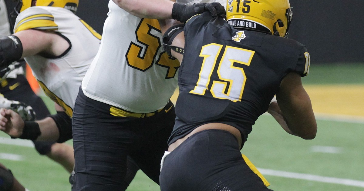 THE FRONT ROW with MARK NELKE: Vandals: The receivers, the portal, the ...