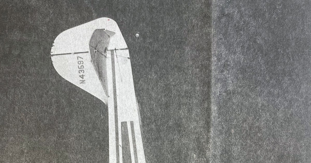 Looking Back: Eighteen-year-old pilot decides to ‘ride it out ...