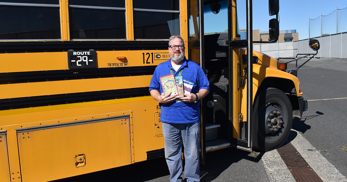 Reading riders: Moses Lake school bus driver collects books for kids ...