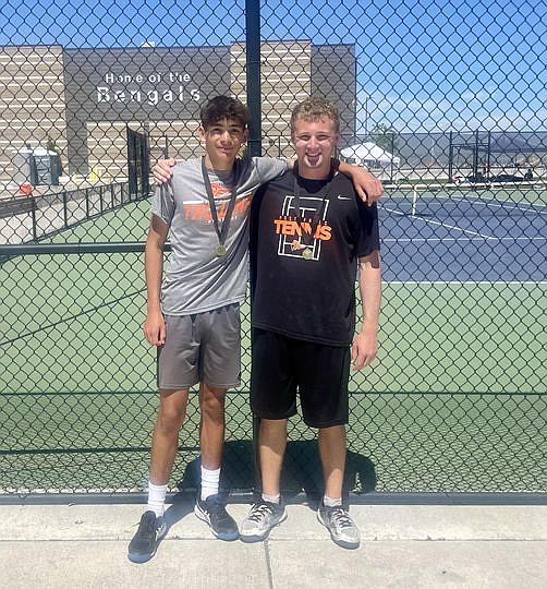PREP TENNIS: Lake City’s Nesbit wins third straight regional title ...