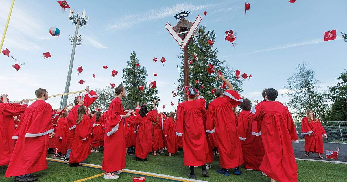 SHS grads set forth on bright futures | Bonner County Daily Bee