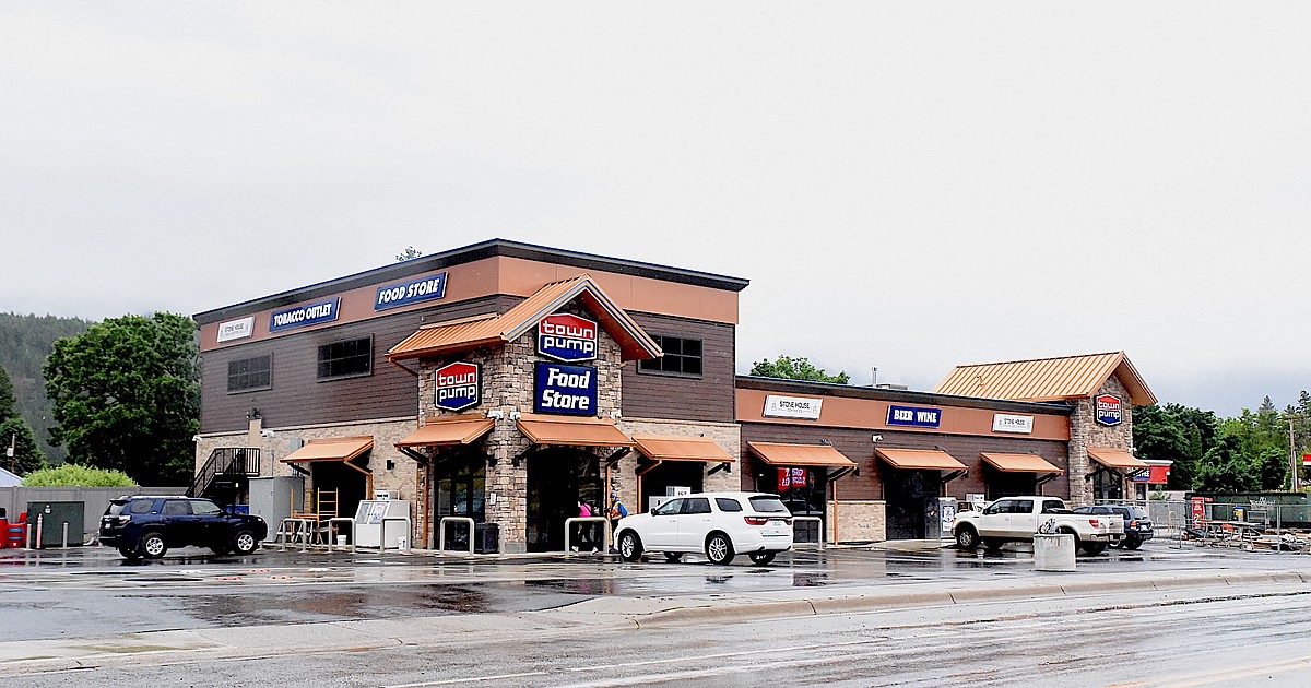 Town Pump teams with Libby, Troy food banks in annual fundraiser ...