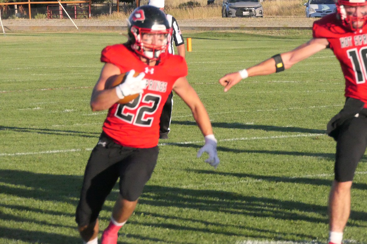 Bearcats escape Hot Springs with win | Valley Press/Mineral Independent