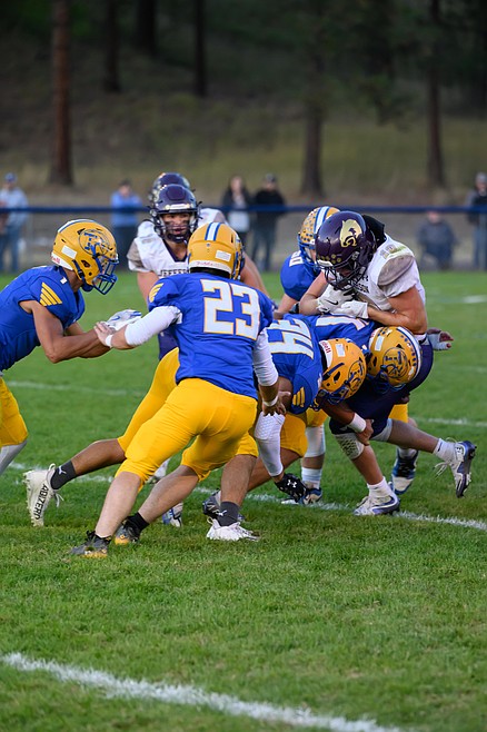 Boulder spoils Blue Hawks homecoming | Valley Press/Mineral Independent