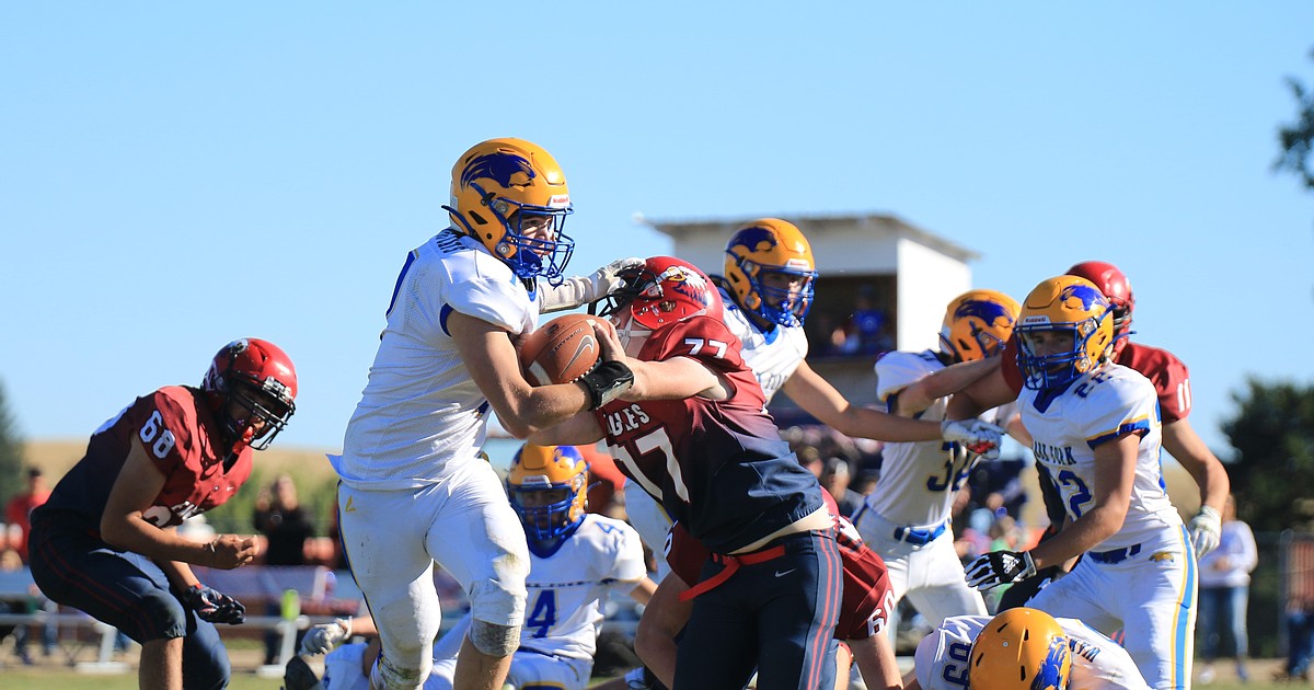 PREP FOOTBALL: Clark Fork falls shy of Lewis County | Bonner County ...