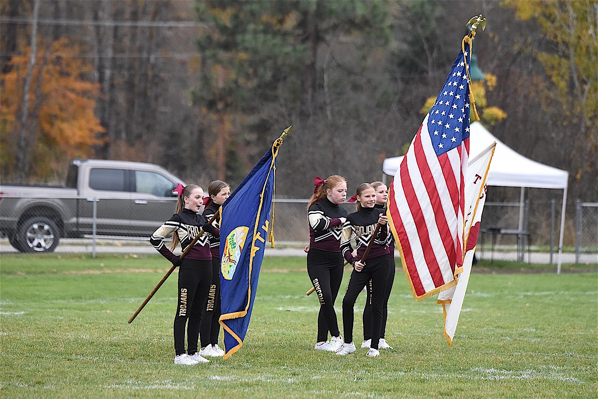 Troy cheerleaders present colors | Western News