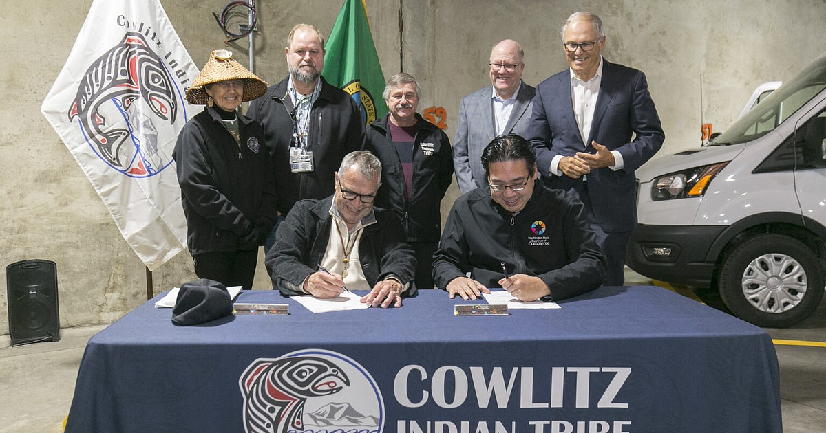 Colville, Cowlitz tribes sign MOUs with WA Dept. Of Commerce | Columbia ...