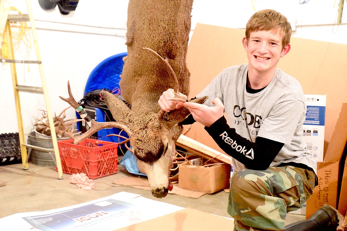 Gov. launches fourth annual youth hunting story contest | Hagadone News ...