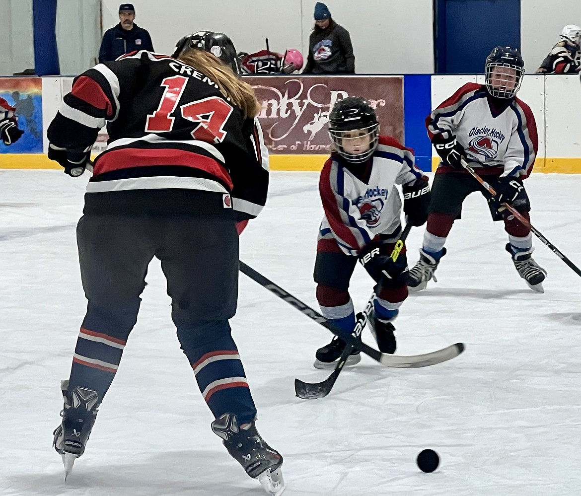 Girls hockey to play in Canadian festival | Whitefish Pilot