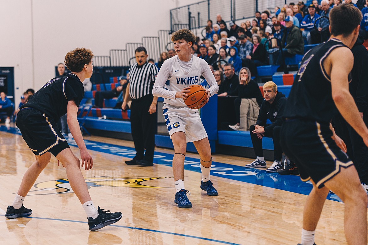 PREP BOYS BASKETBALL: Trojans run past Eastmont | Coeur d'Alene Press