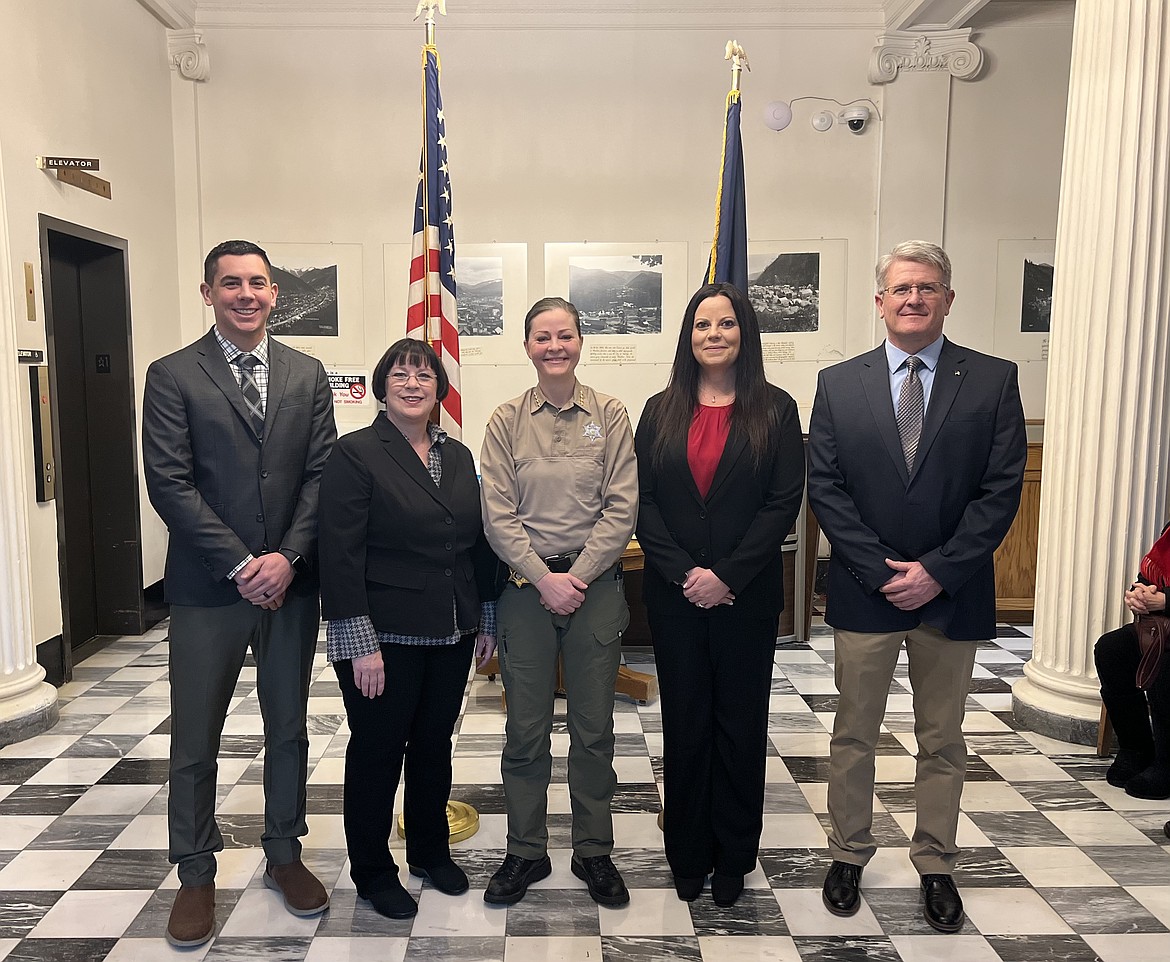 Elected sworn in at Shoshone County Courthouse | Shoshone News-Press