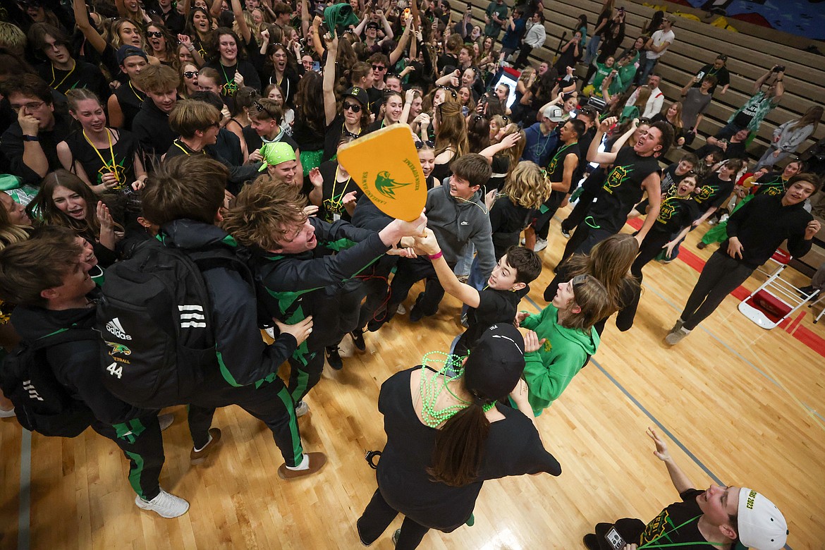 PREP BOYS BASKETBALL: Sandpoint trips Lakeland at buzzer | Coeur d ...