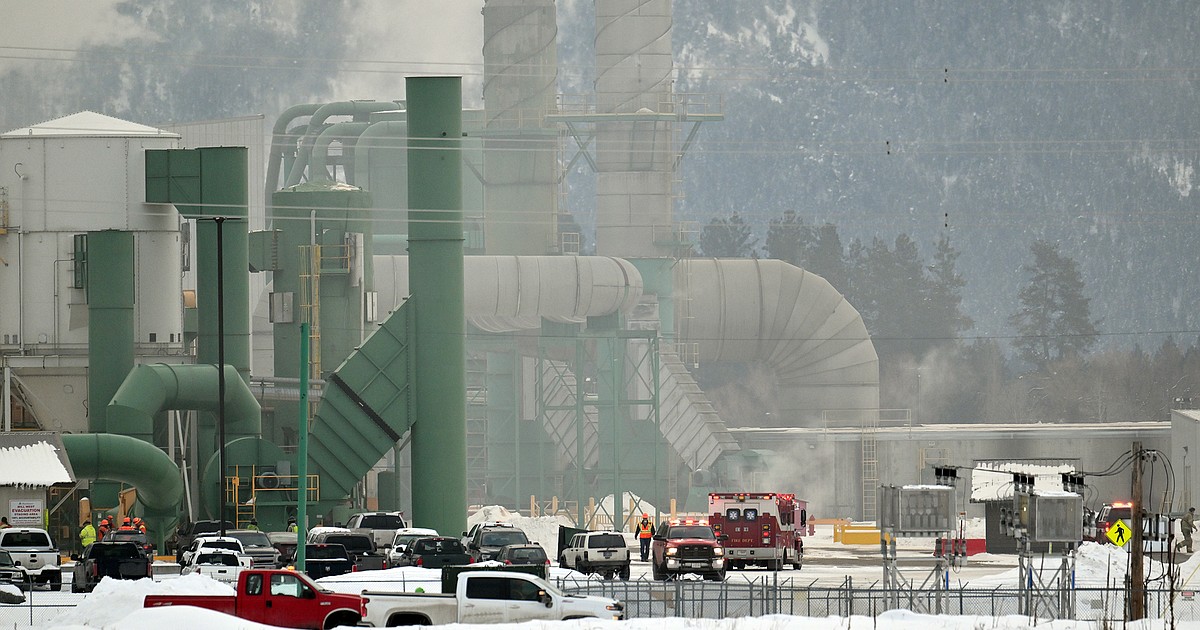 Firefighters respond to explosion at Weyerhaeuser MDF plant, no ...