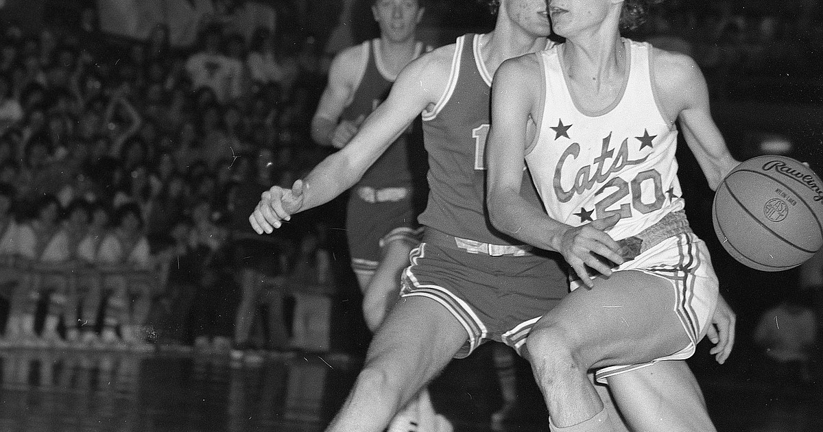 Yesterdays: Finberg scores 40 in this classic photo | Hungry Horse News