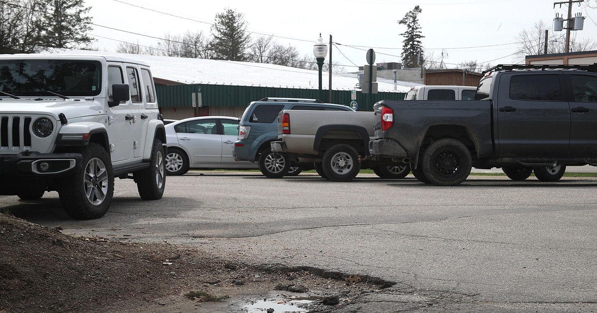 Sandpoint Council approves $434K contract for parking lot improvements ...