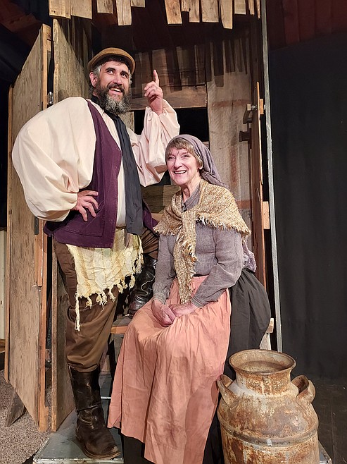 Cast of 35 performs "Fiddler on the Roof" | Lake County Leader