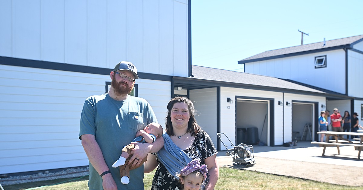 Families celebrate fresh beginnings in newly built Habitat Flathead ...
