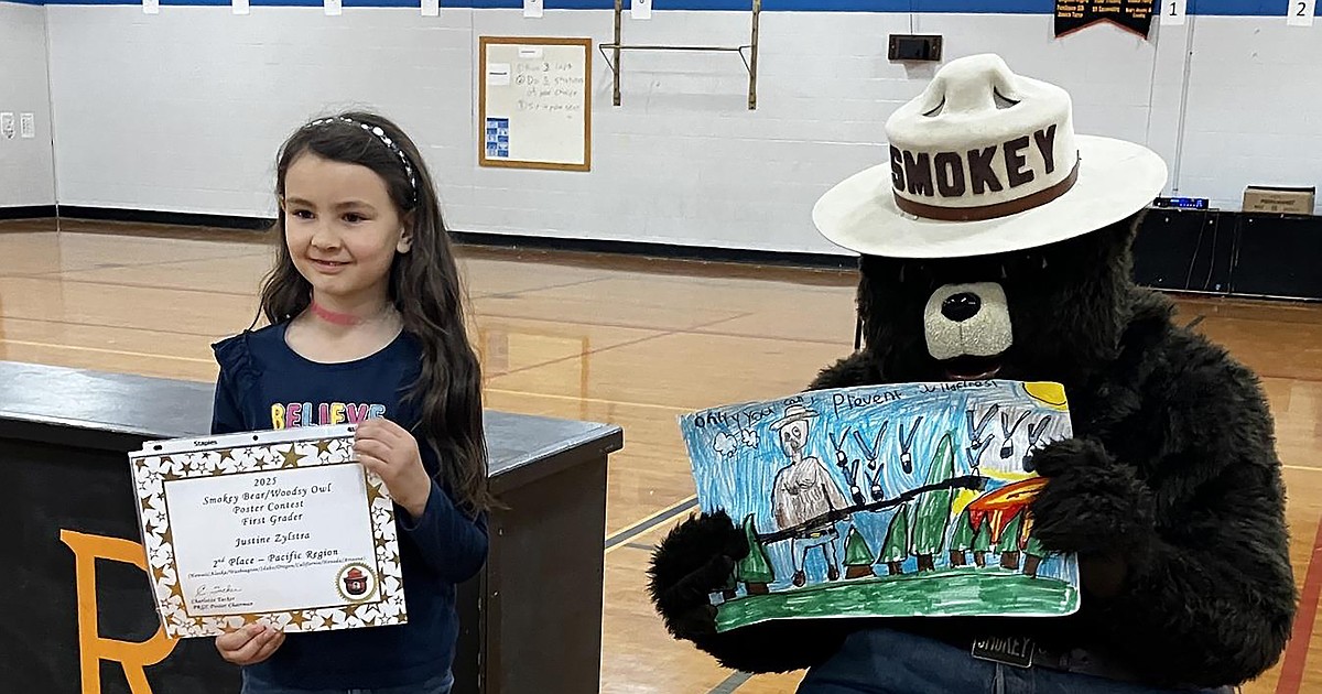 Smokey Bear visits PRE poster contest winners | Bonner County Daily Bee