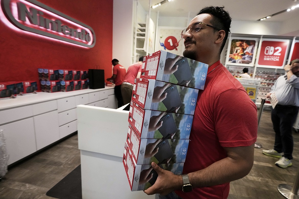Fans get in line, long lines, for highly anticipated launch of the ...