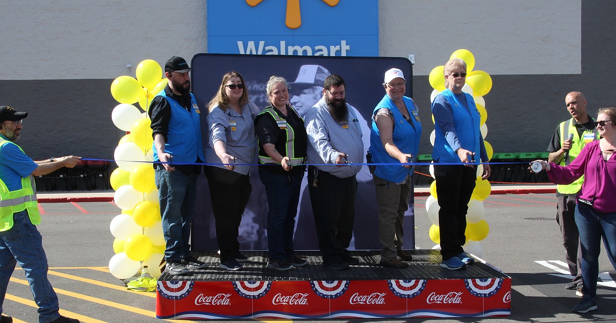 Ponderay Walmart celebrates grand reopening | Hagadone News Network