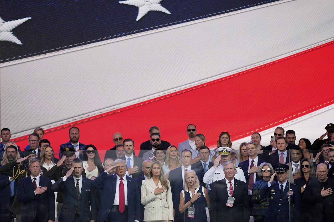 Military parade rolls through DC | Hagadone News Network