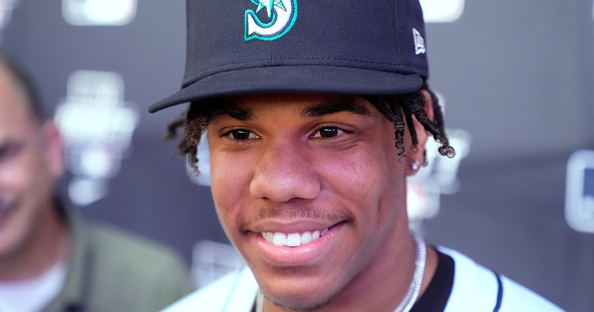 Seattle switch-pitcher Jurrangelo Cijntje is picked for All-Star ...