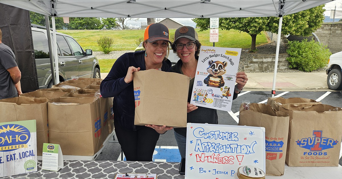 Free lunch kits make a splash at the pool July 28 | Bonners Ferry Herald