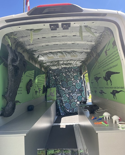 Mobile dinosaur exhibit draws crowd to Boundary County Library ...