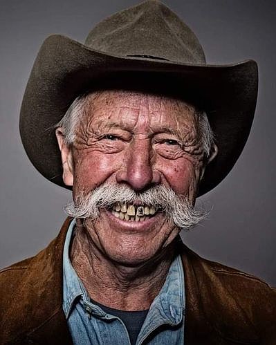 Charles 'Chuck' R. Carlson, 92 | Coeur d'Alene Press