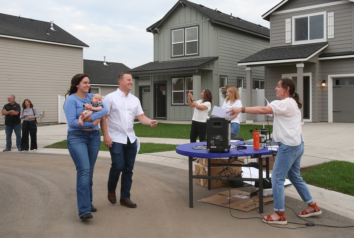Second wave of homeowners receive keys to houses in Post Falls ...