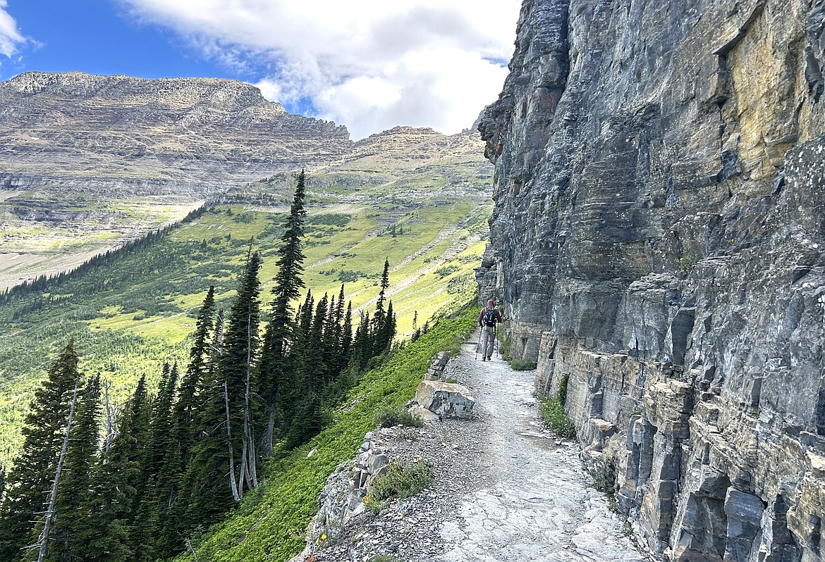 Woman dies after 450-foot fall from Highline Trail | Coeur d'Alene Press