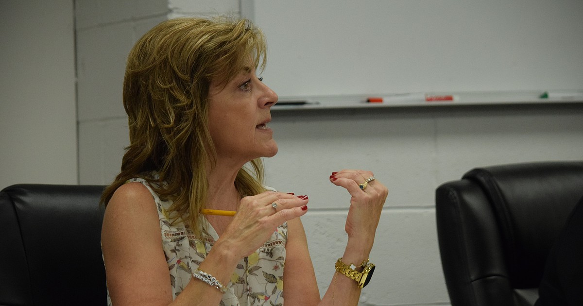 Warden to get new police chief, approves updating planning documents ...