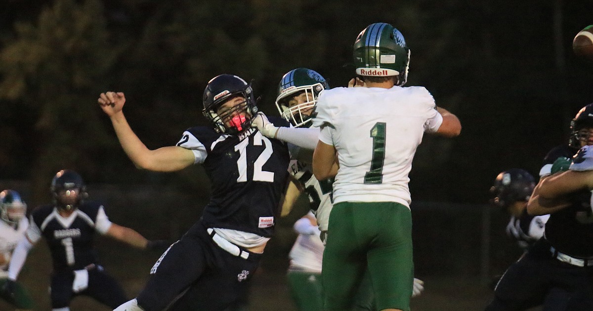 PREP FOOTBALL: Bonners Ferry uses strong second half to defeat Lakeside | Bonner County Daily Bee