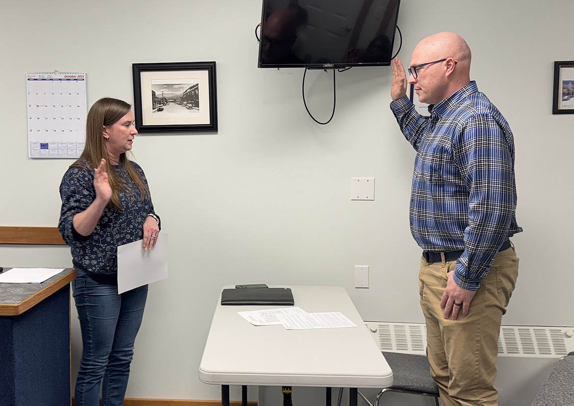 Gabell sworn in as PR planning director | Bonner County Daily Bee