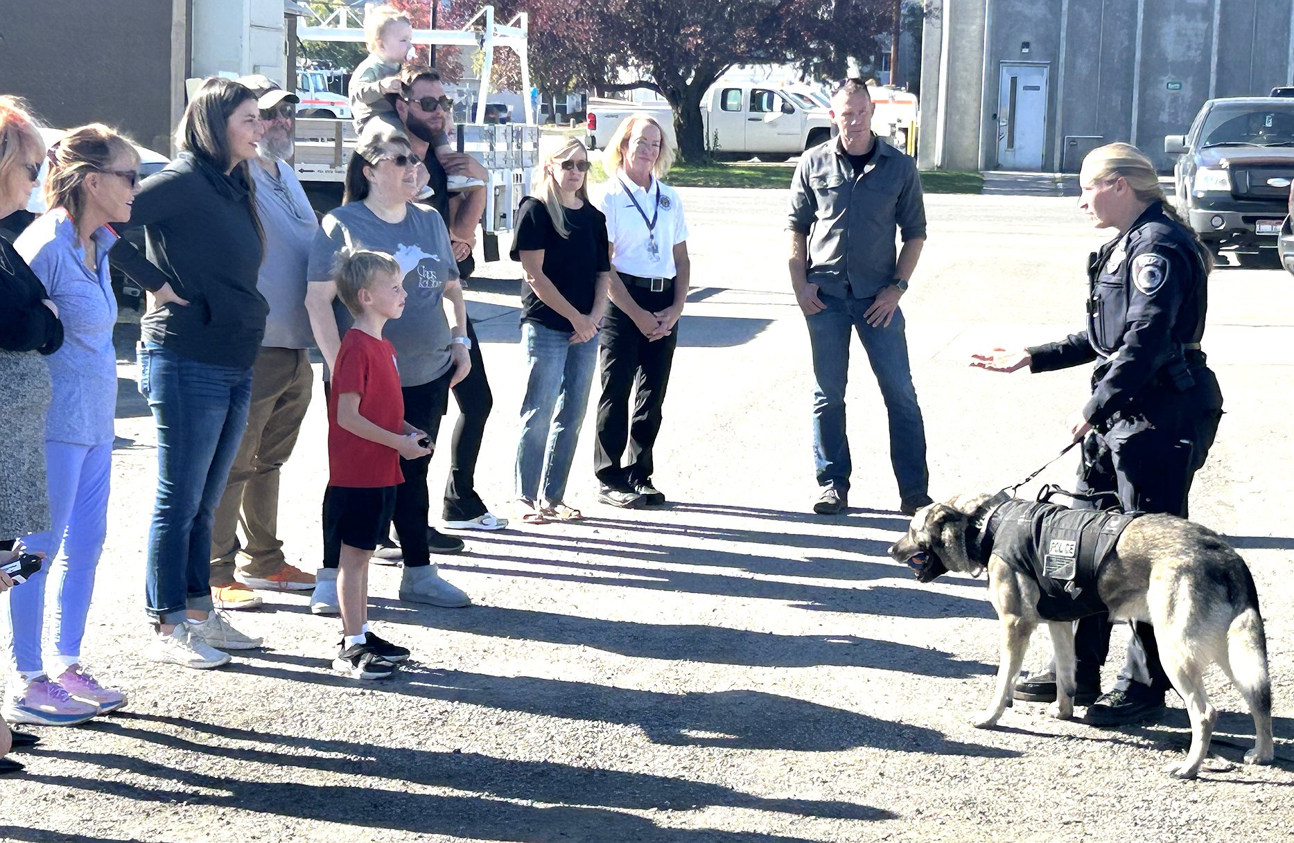 Coeur d'Alene police officer, K-9 demonstrate crime-fighting skills for ...