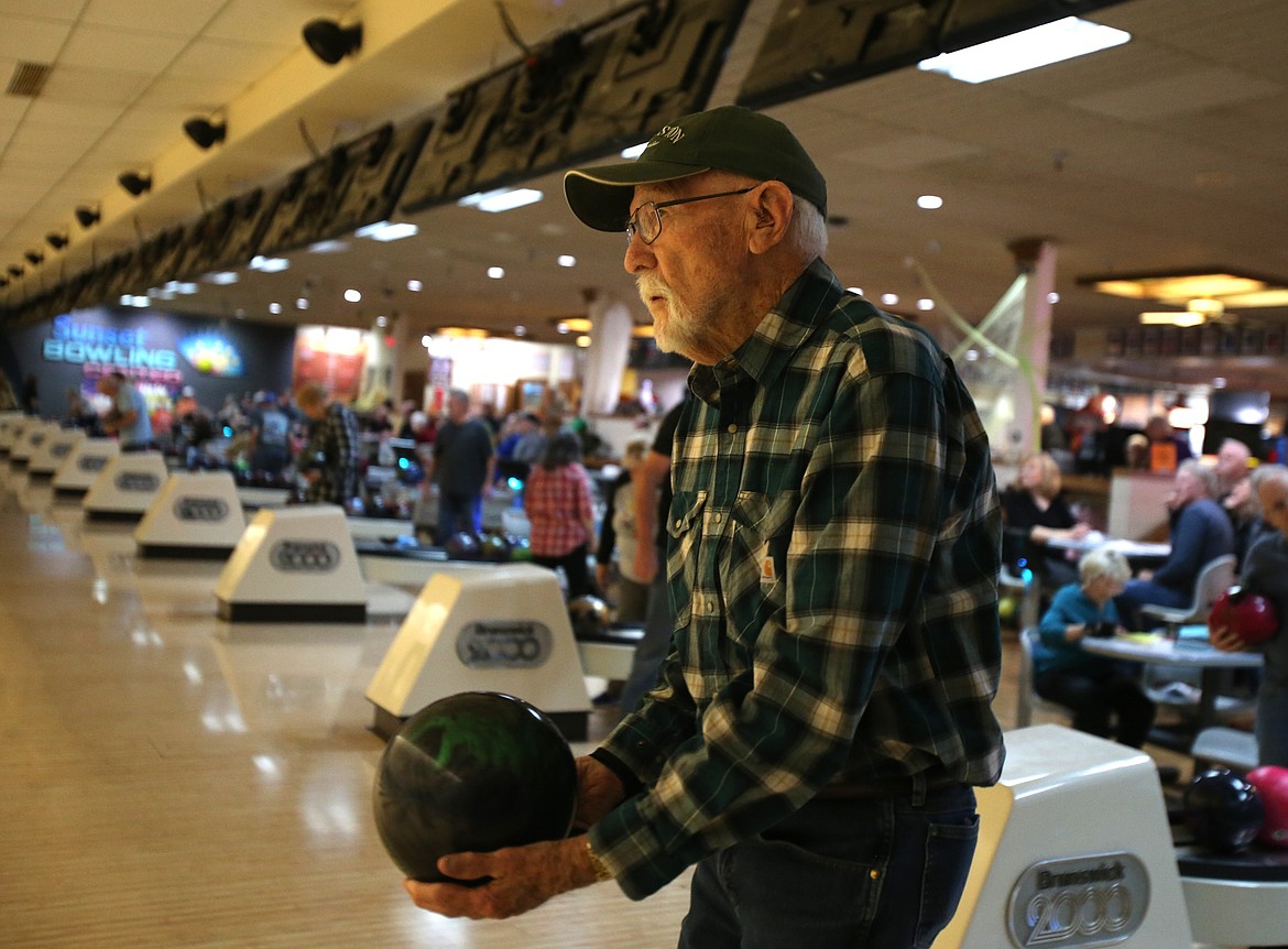 World War II veteran, league bowler celebrates 102nd birthday ...