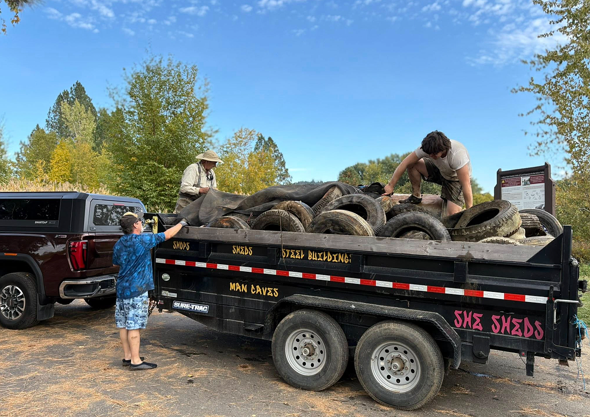 FORC river cleanup nets biggest tire haul to date | Shoshone News-Press