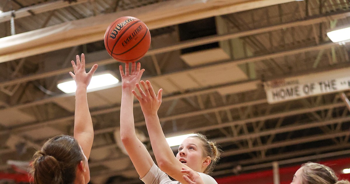 PREP GIRLS BASKETBALL: Sandpoint uses balanced scoring attack to start ...