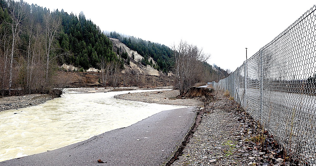 Officials monitor potential mine waste exposure following floods ...