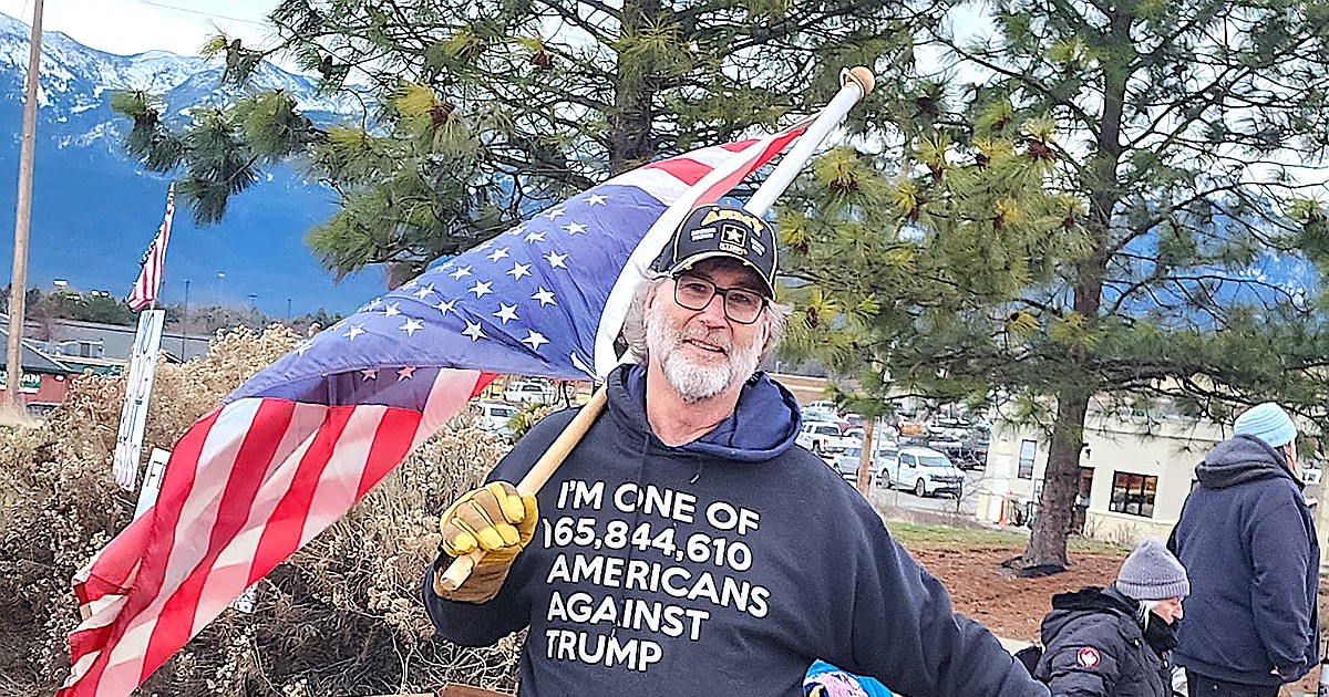 Polson protesters object to ICE tactics, Minneapolis death | Hagadone ...