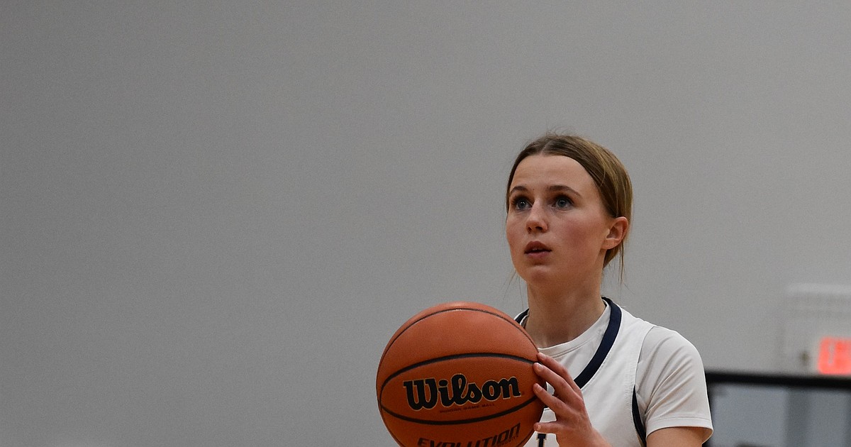 Lions dominate on their home court after rough patch | Columbia Basin ...