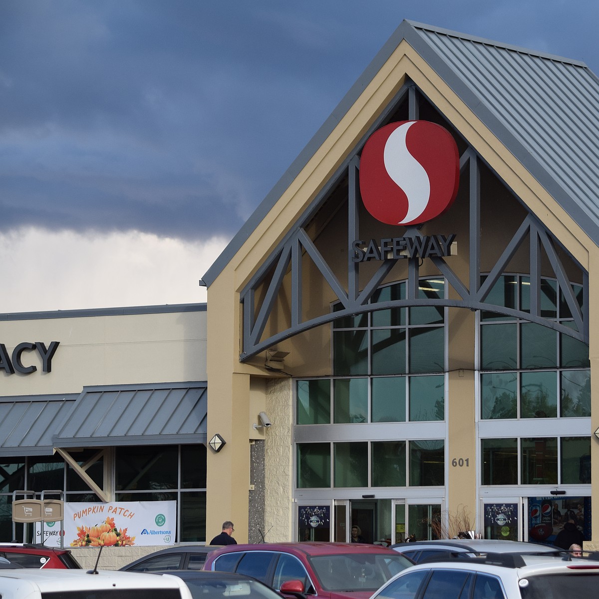 Seven arrested in MLPD, Safeway undercover operation | Columbia Basin ...