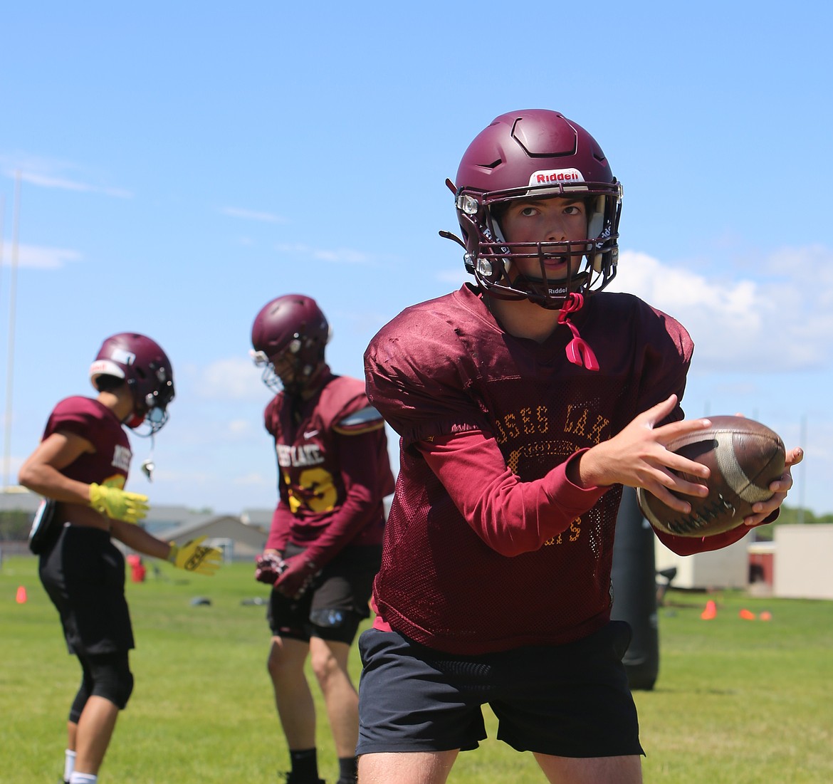Mavs football begins season prep with QB competition in focus ...